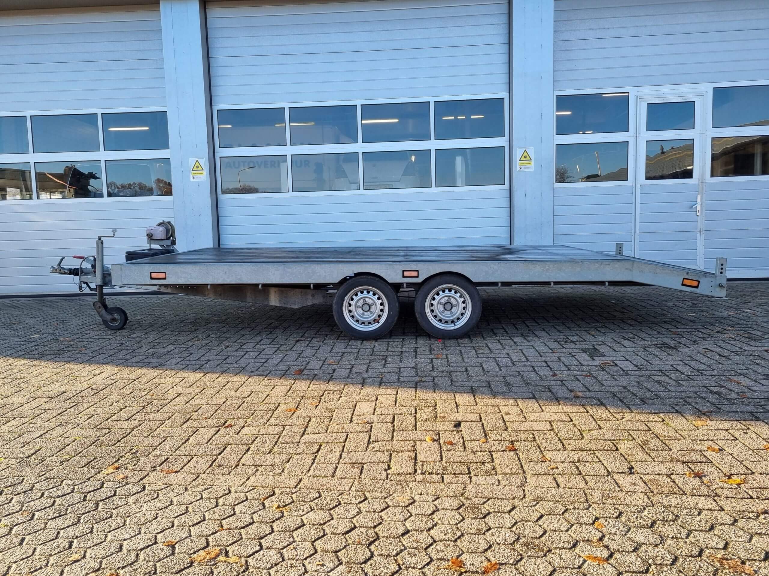Aanhanger / platte kar | Autobedrijf Blaauw